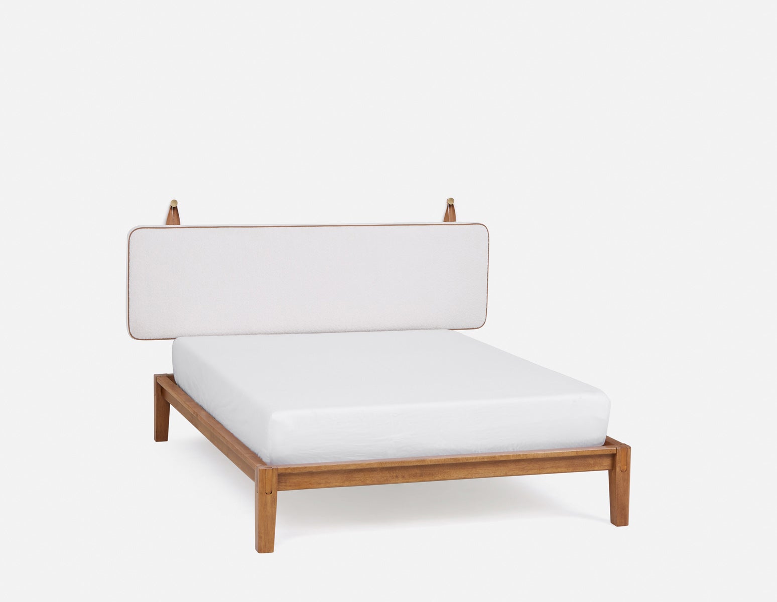 BENA customizable bed | Structube