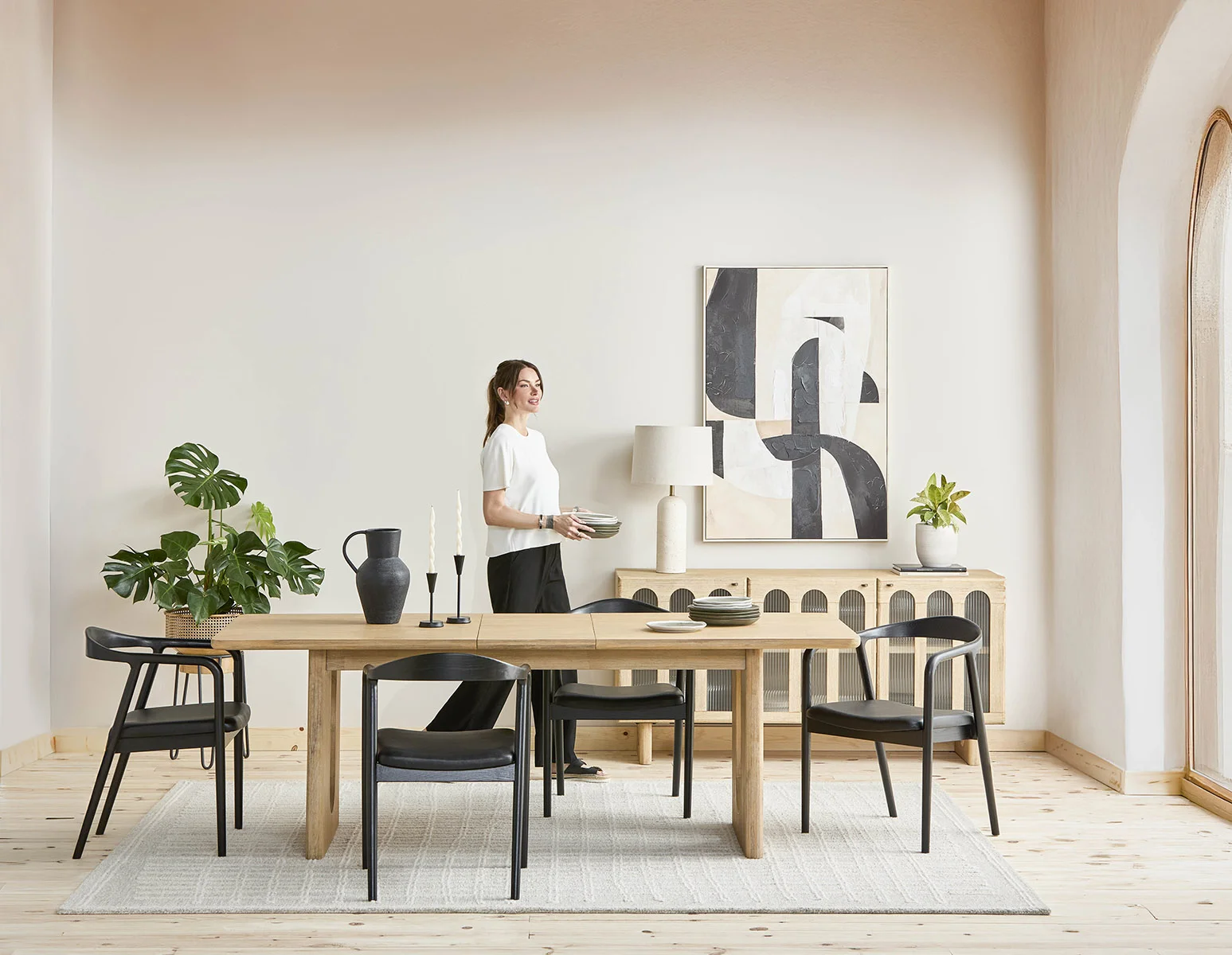 PRIYA extendable acacia wood dining table 180-220 cm | Structube